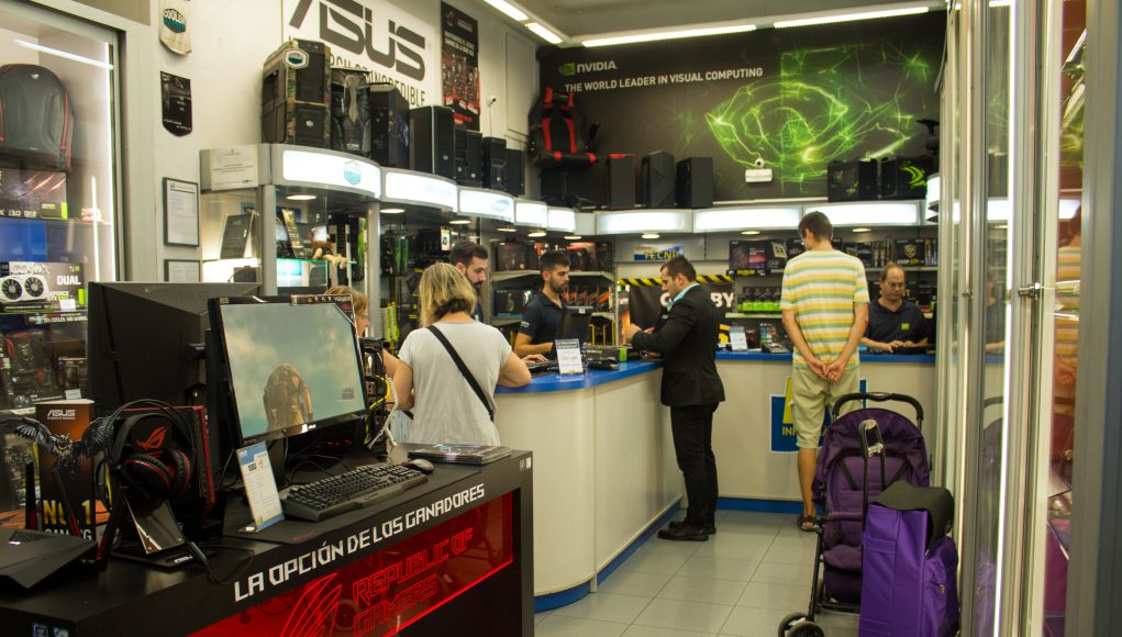 Tiendas Gaming de España: Descubre LIFE Informática